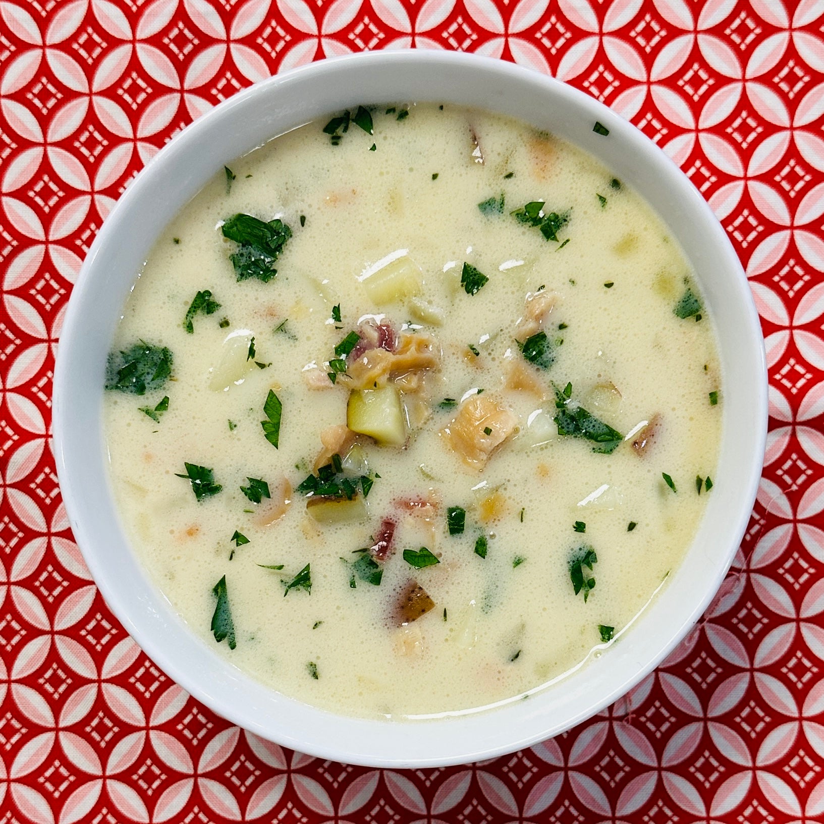 [LIMITED] New England Clam Chowder – Side Hustle Soups