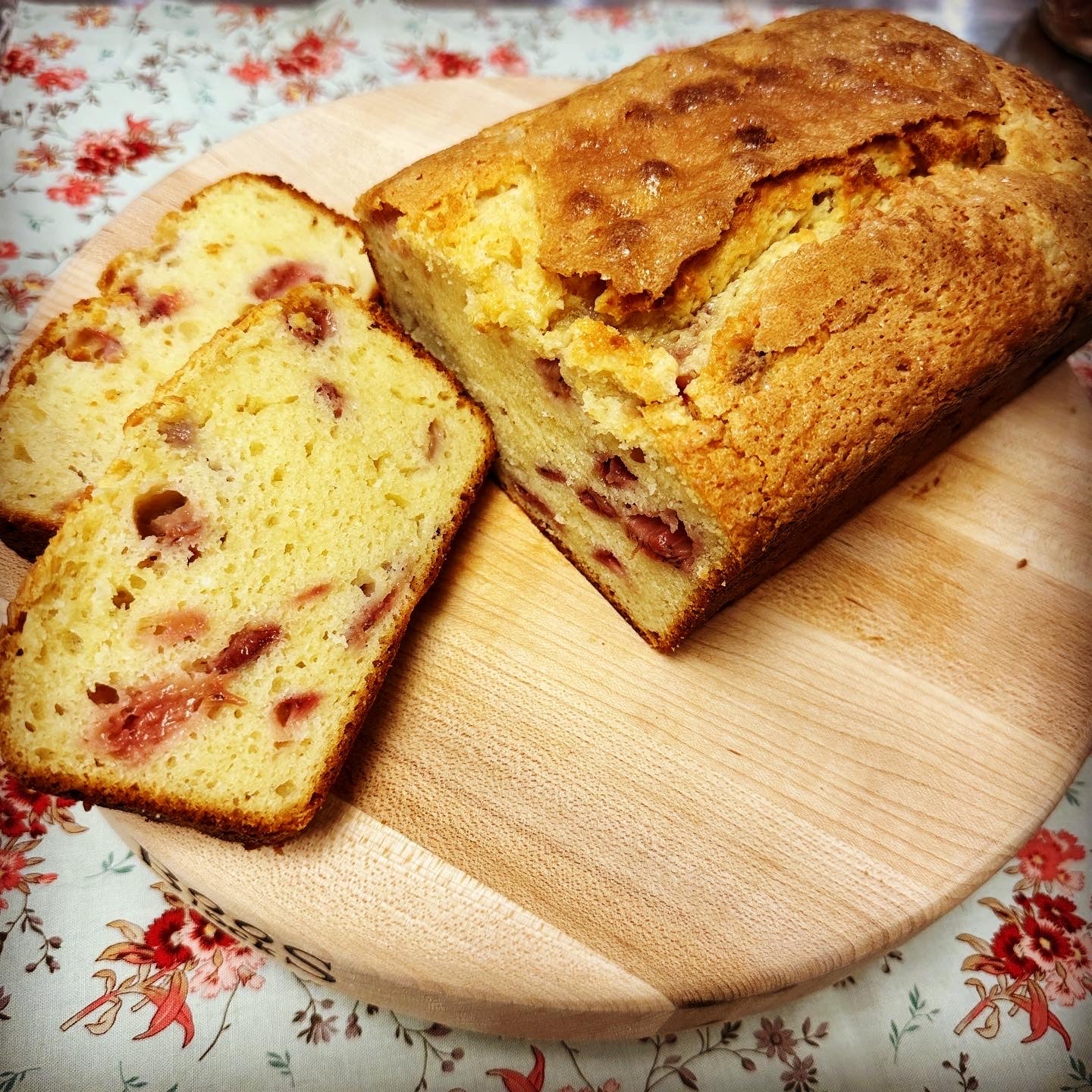 Balsamic Strawberry Cake – Side Hustle Soups